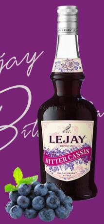 容量：700ml 度数：25％ 厳選された良質なフランス産カシスを使用しました。 カシス由来の自然で新鮮な味わいに加え、柑橘系の爽やかな香り、甘さを抑えた深みのある苦味が特長です。 ルジェブランド初のビターカシスリキュール。 フランス産の良...