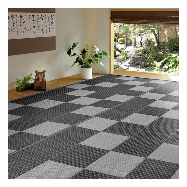 ●見た目はまるでい草！洗える素材のい草風カーペット。●表面に筋が入っている筋入りのパイプが、肌に密着しないからベタベタしにくく、汗ばむ季節にもおすすめです。●水洗いできるので、屋内だけでなくアウトドアにも。●またパイプ内空気層の保温効果を利...