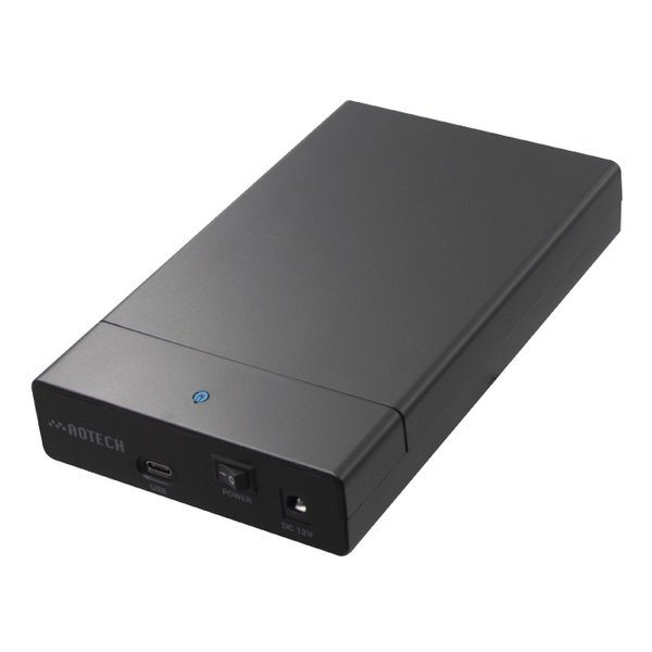 ●ブラックに統一したUSB3.2Gen1接続対応3.5HDDケース 本体、USBケーブル、ACアダプタ共、オールブラックの仕様となっており、デスク周りをブラックに統一可能。 USB3.2Gen1（USB3.0）接続に対応し高速でデータ通信を...