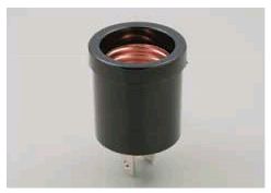 ●口金：E26→コンセント用プラグ2P●定格：125V 6A●H150×W60×D35●42g