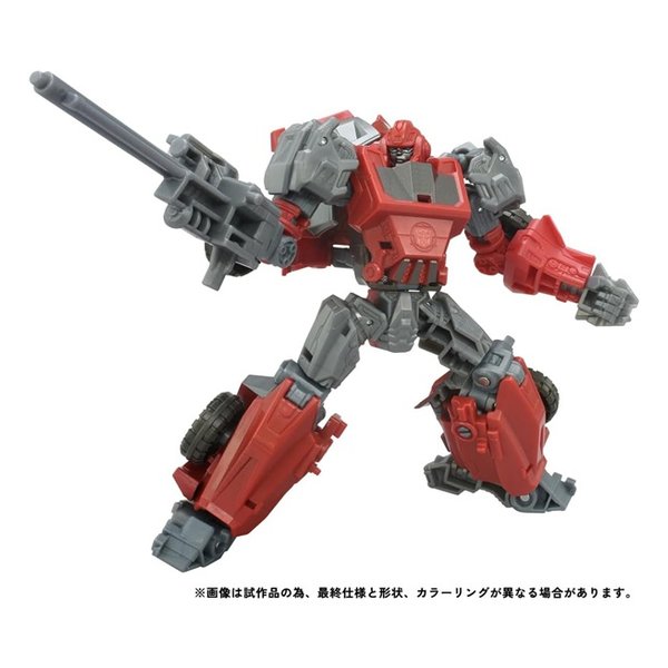 ●ロボットモードからサイバトロンモードのSFビークルに変形します。●オプティマスプライム、ワーパスらと共にオメガスプリームを救出しセイバートロン・コアへのアクセスを入手しました。●武器はライフルと巨大な斧が付属。●肘から右腕を取り外す事で付...