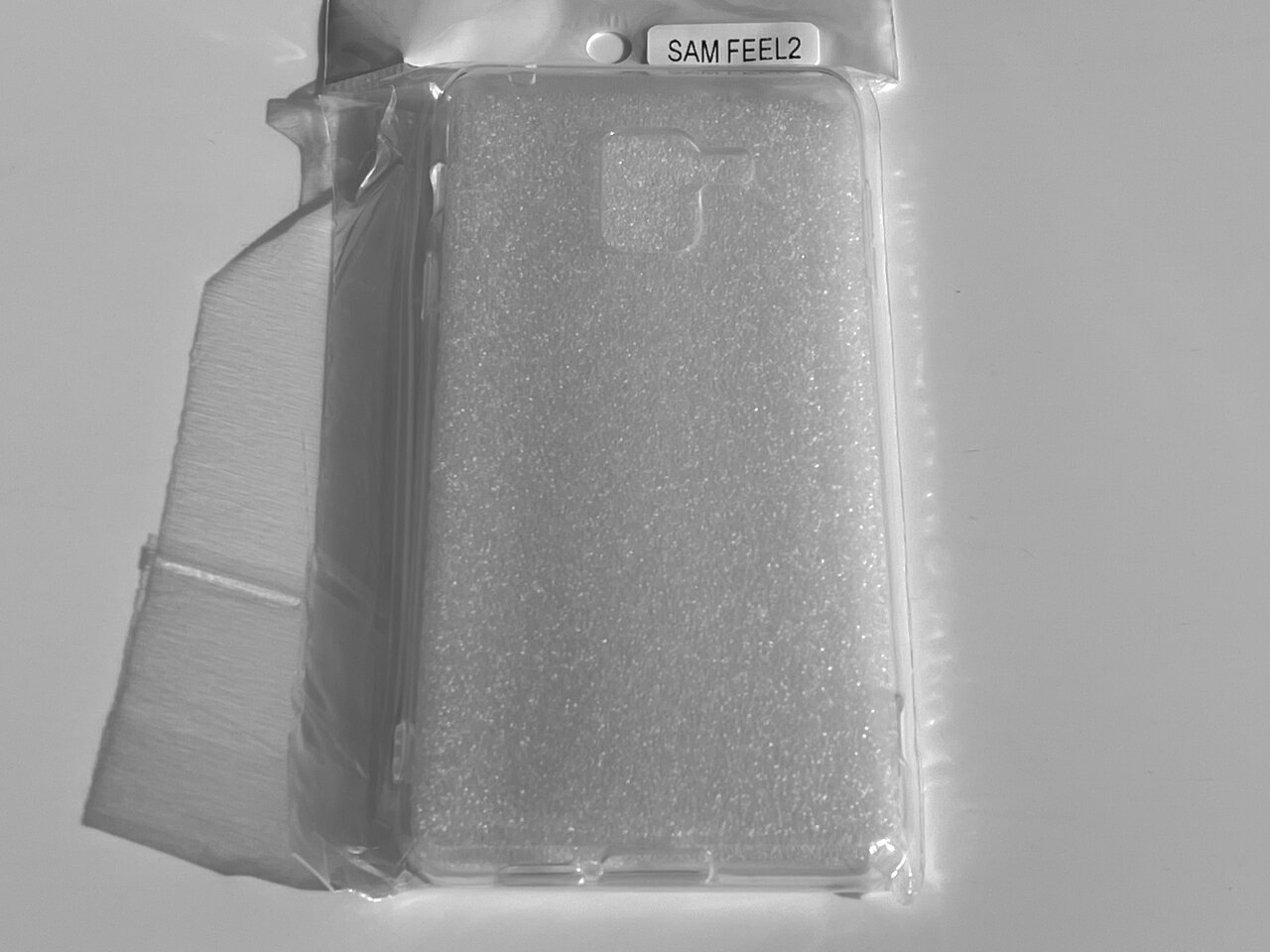 「TPU」とは熱「可塑性ポリウレタン」という素材のことで、 ゴムのような柔らかな弾力性と硬質プラスチックのような強さを 合わせ持つ高分子化合物です ■特徴： 1.本体の綺麗さそのまま、より美しく再現できます 　本体デザインを損なわずシンプル...