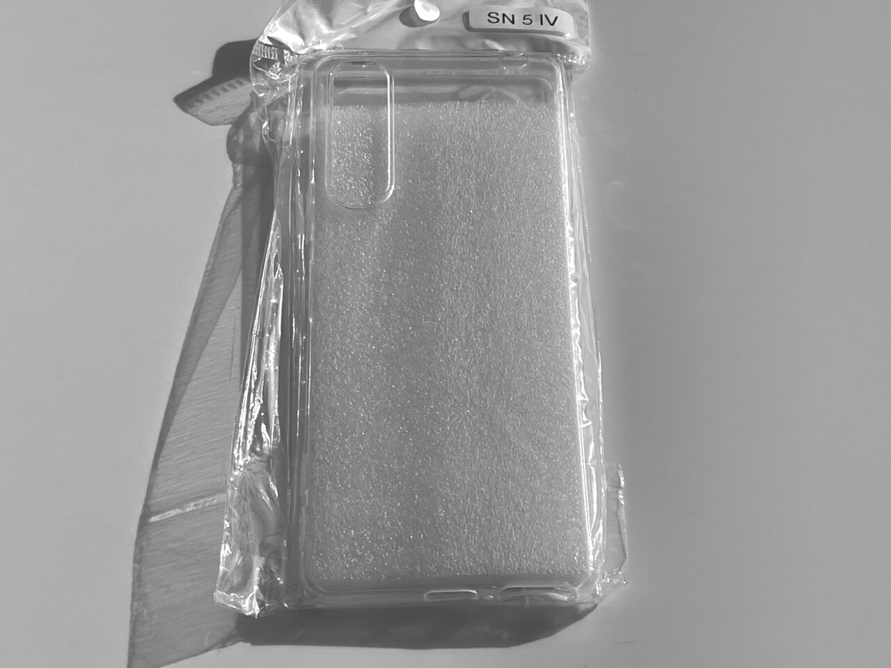 「TPU」とは熱「可塑性ポリウレタン」という素材のことで、 ゴムのような柔らかな弾力性と硬質プラスチックのような強さを 合わせ持つ高分子化合物です ■特徴： 1.本体の綺麗さそのまま、より美しく再現できます 　本体デザインを損なわずシンプル...