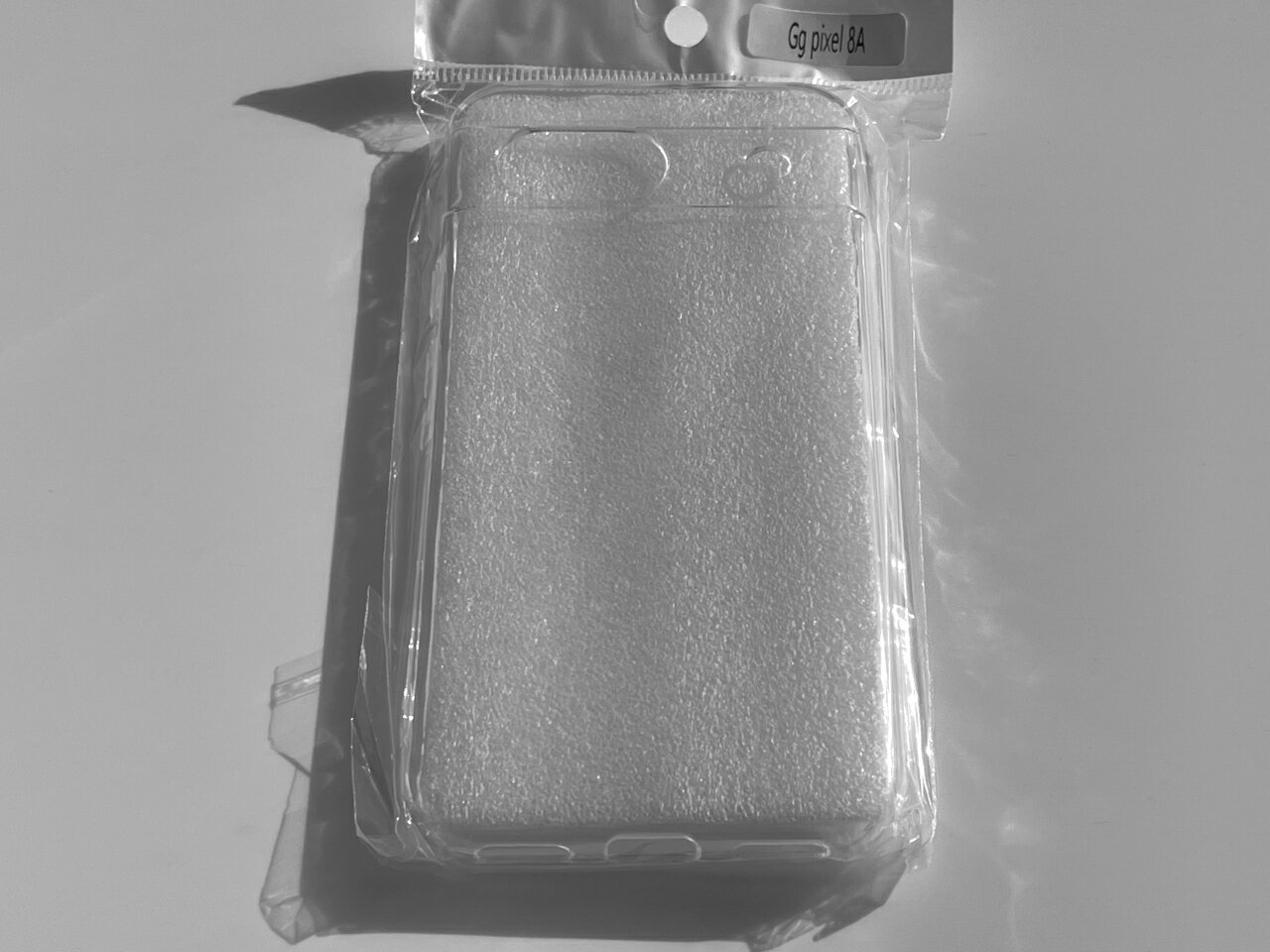 「TPU」とは熱「可塑性ポリウレタン」という素材のことで、 ゴムのような柔らかな弾力性と硬質プラスチックのような強さを 合わせ持つ高分子化合物です ■特徴： 1.本体の綺麗さそのまま、より美しく再現できます 　本体デザインを損なわずシンプル...