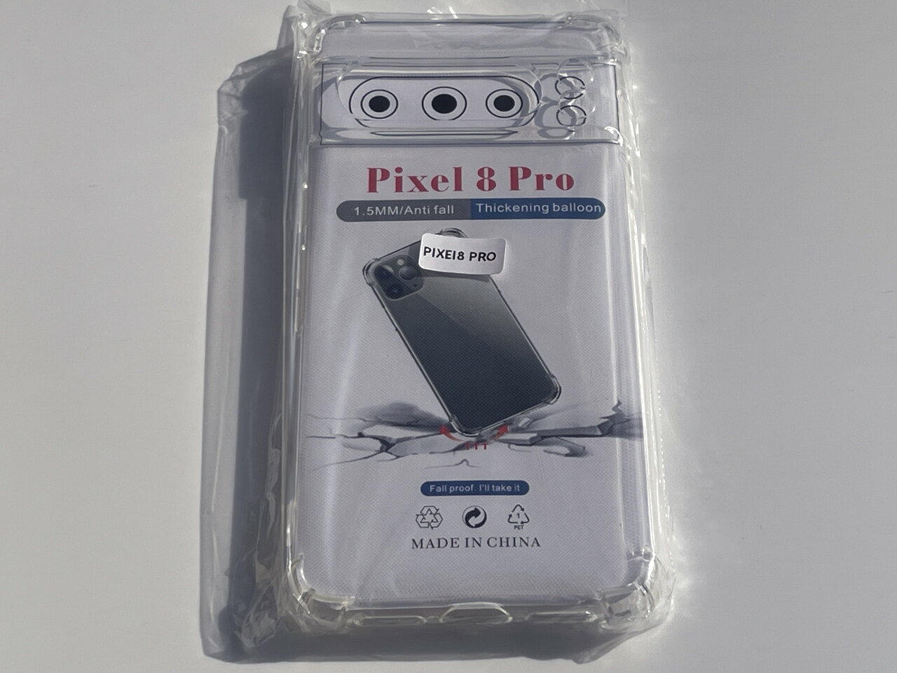 「TPU」とは熱「可塑性ポリウレタン」という素材のことで、 ゴムのような柔らかな弾力性と硬質プラスチックのような強さを 合わせ持つ高分子化合物です ■特徴： 1.本体の綺麗さそのまま、より美しく再現できます 　本体デザインを損なわずシンプル...