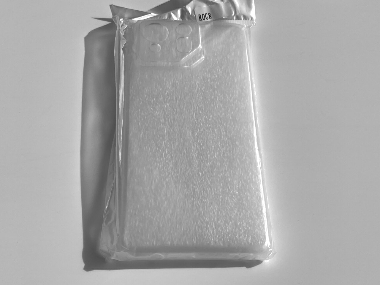 「TPU」とは熱「可塑性ポリウレタン」という素材のことで、 ゴムのような柔らかな弾力性と硬質プラスチックのような強さを 合わせ持つ高分子化合物です ■特徴： 1.本体の綺麗さそのまま、より美しく再現できます 　本体デザインを損なわずシンプル...