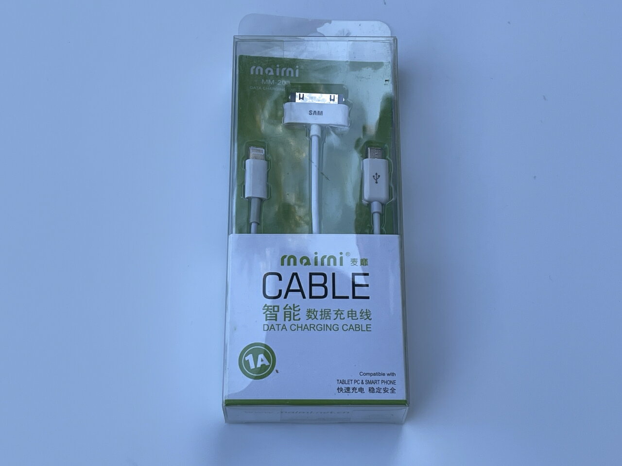 ■iPhone iPad ライトニングケーブル cro USB SAMSUNG&Dock 3in1充電ケーブル USBケーブル 【使用するUSBポートは1口だけ！】 最近では給電方法にUSB充電が採用された製品が多く生み出されています。 便...