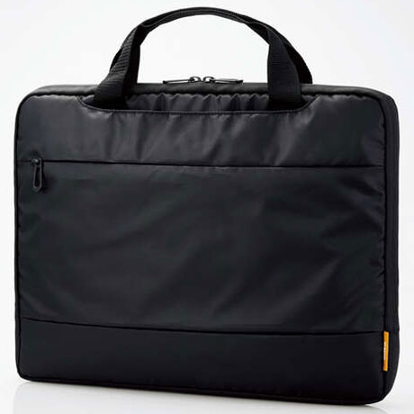 ↑↑↑正確な在庫状況は上記バナー「在庫状況を確認する」をクリックして頂き、必ずご確認ください。&nbsp;&nbsp;■肩掛けできるショルダーベルトを付属しています■ハンドル部分はポケットに収納することができます■15.6インチまでのノート...