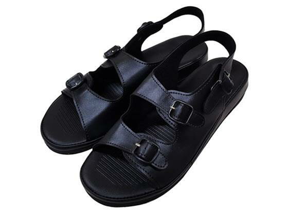 ↑↑↑正確な在庫状況は上記バナー「在庫状況を確認する」をクリックして頂き、必ずご確認ください。&nbsp;&nbsp;&nbsp;3つのバックル付きベルトで幅が調整できるサンダル。バックル付ベルトで、つま先、甲、かかとの3か所の調整が可能で...