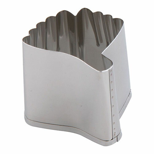 ↑↑↑正確な在庫状況は上記バナー「在庫状況を確認する」をクリックして頂き、必ずご確認ください。&nbsp;&nbsp;&nbsp;■抜型秋のアイテム季節の中の花景色を器に盛り込んで・・・・・夢咲く料理に旬の形を演じます。■※手造りの為、サイ...