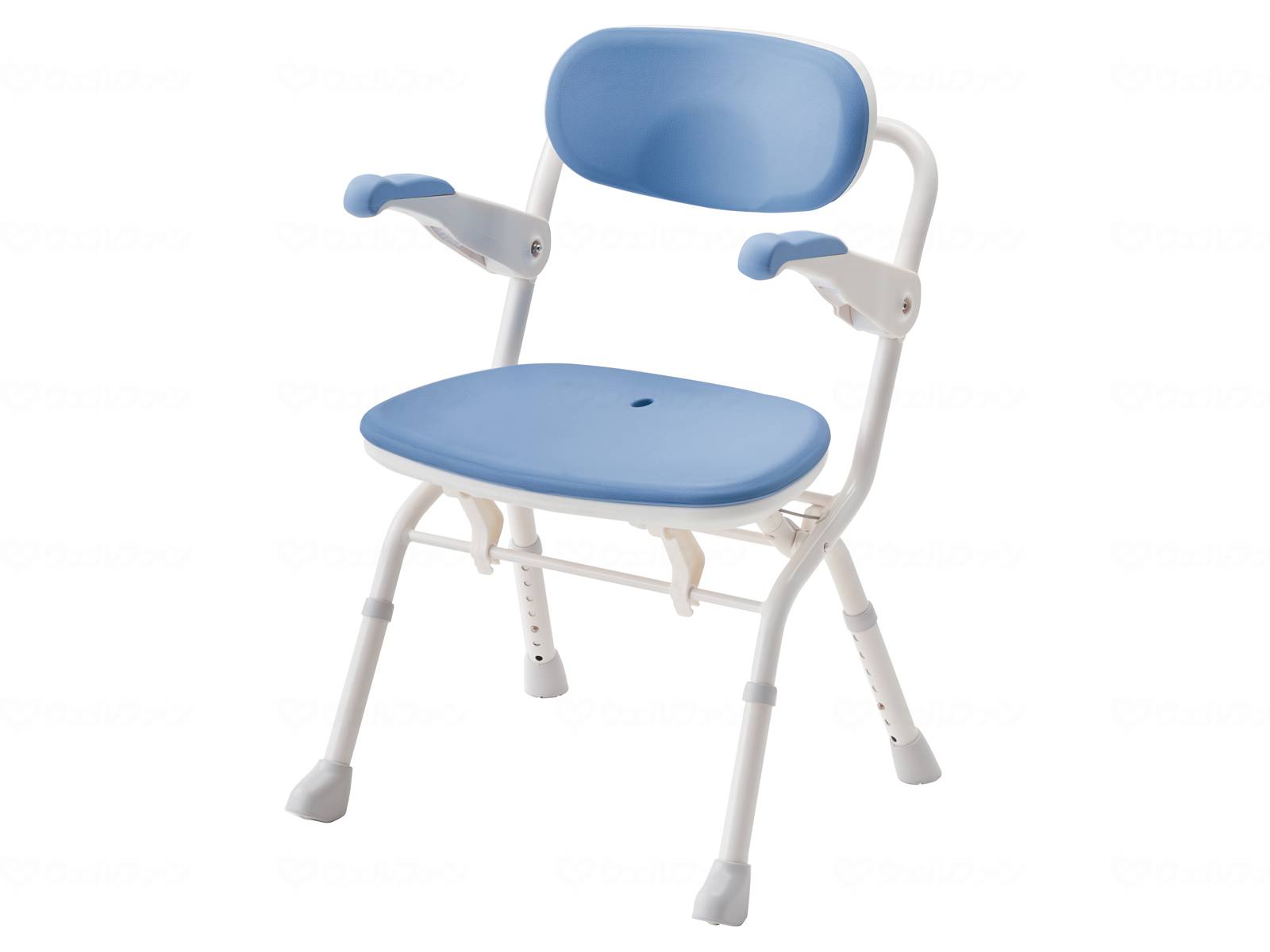 商品の仕様 ●サイズ／幅51×奥行48〜53×高さ71〜83cm、折りたたみ時：奥行16×高さ83.5〜96.5cm、座面：幅47×奥行33cm、座面高：36〜48cm（7段階／2cm）、ひじ掛け内寸：42cm ●重さ／約5.2kg ●材質...