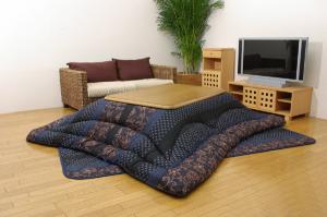 &nbsp;メーカー&nbsp;イケヒコ&nbsp;商品カテゴリ&nbsp;ラグ・カーテン・ファブリック＞こたつ布団・マット&nbsp;発送目安&nbsp;3日〜4日以内に発送予定（土日祝除）&nbsp;お支払方法&nbsp;銀行振込・クレ...