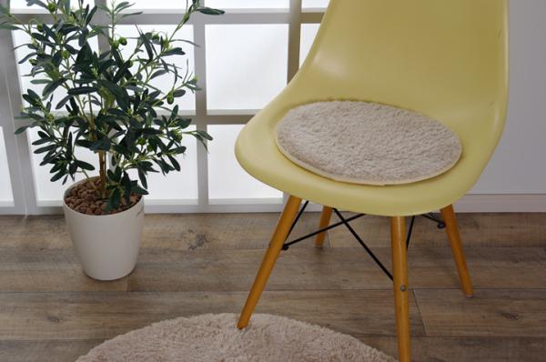 &nbsp;メーカー&nbsp;イケヒコ&nbsp;商品カテゴリ&nbsp;クッション・座布団＞チェアパッド・座面クッション&nbsp;発送目安&nbsp;1日〜2日以内に発送予定（土日祝除）&nbsp;お支払方法&nbsp;銀行振込・クレ...