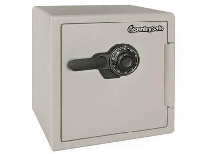 &nbsp;メーカー&nbsp;Fortune Brands Home & Security&nbsp;商品カテゴリ&nbsp;安全・セキュリティ＞金庫・金庫アクセサリ&nbsp;発送目安&nbsp;1週間以内に発送予定&nbsp;お支払方...
