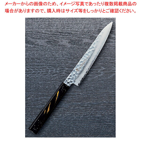 商品の仕様●樫 漆(33層ダマスカス) 水に強く耐久性の極めて高い樫の木に熟練の職人が漆塗を施したハンドルを取り付けたダマスカス和式シリーズです。●材質:VG-10 サビに強い●柄:樫※商品画像はイメージです。複数掲載写真も、商品は単品販売...