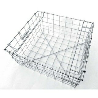 商品の仕様●外寸(mm)：410×310×H205 ●内寸(mm)： 有効高さ：165●材質：18-8ステンレス ■● 1マス約43mm目です。● スタッキングバーを内側に倒すと、食器を入れたまま重ねられるので、場所をとりません。食器カゴの...