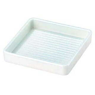 商品の仕様●外寸(mm)：165×165×H32 ●材質：耐熱ABS ●洗浄機：○■● しゃぶしゃぶ・焼肉・すきやき等最適の盛り皿● 肉を盛りつけてもスタッキング可能● 内低面が波型形状で食材をたいへん取り易いデザインとなっております。● ...