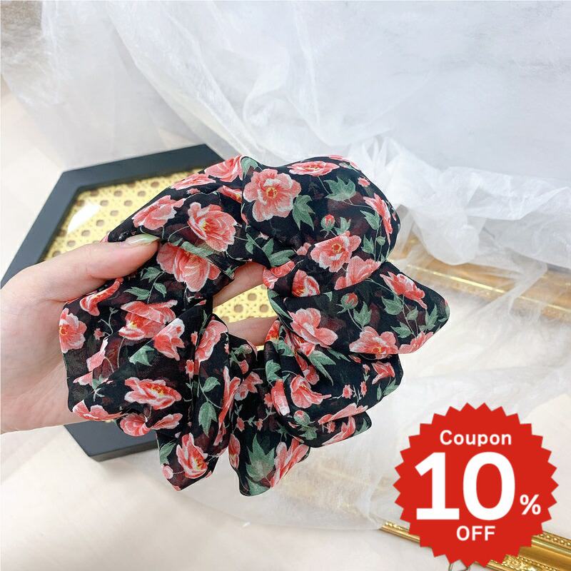 素材：オーガンジー生地 直径：約16cm (個体差あり) ※海外輸入品の為、細かいキズ・汚れがある場合がございます。 関連ワード ヘアアクセ 髪留め 髪止め バンス ヘアクリップ ヘアピン ヘアゴム バレッタ 服飾品 服飾製品 ヘアー オフ...