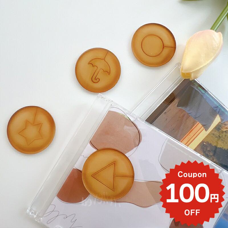 モチーフ素材：アクリル グリップ素材：プラスチック ※iPhoneケース/携帯ケースに貼り付けて使うスマホグリップです。 ※グリップトックのみの販売となり、ケースの付属はございません。 ※海外輸入品の為、細かいキズ・汚れがある場合がございま...