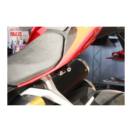 ●お取り寄せ商品のため、稀にご注文入れ違い等により欠品・遅延となる場合がございます。キジマ03-3897-2167【商品説明】■純粋なスーパースポーツのスタイルのスーパーバイク パニガーレに実用品として、便利品のヘルメットロックが登場。左側...