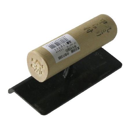 【商品説明】●面引き作業に用いる鏝です。●角度90°の鏝。●全長 : 120mm　面サイズ : 9mm●左官　モルタル　コンクリ　セメント　珪藻土　漆喰　しっくい4573305900543類似商品はこちら東京西勘 4573305900253...