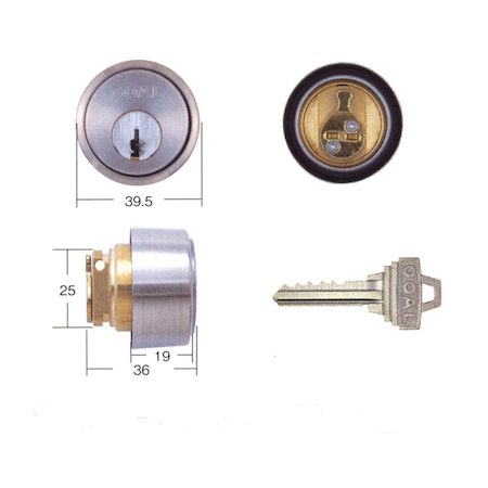 よく一緒に購入されている商品ニトムズ E401 ドア下部シールテープ透明 473円【商品説明】●シリンダーの名称：6本ピンシリンダー●本体数量：1個●附属キー本数：3本●色/仕上げ：ステンレス・ヘアーライン●仕上げ記号：11●対応扉厚：28...