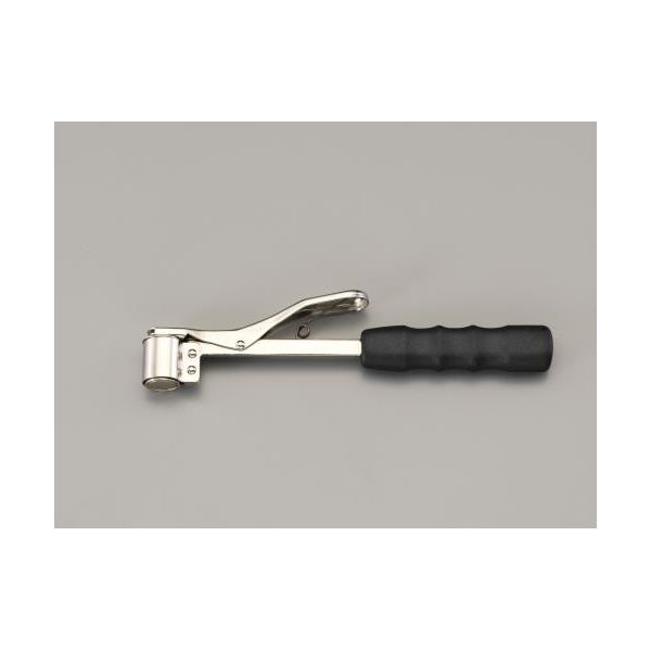 ●マグネット径…φ15mm●全長…227mm●シャフト材質…スチール●吸着能力…1kg●レバーを下げると対象物を解放します。●プレス作業のような危険な場所に使用します。類似商品はこちらエスコ EA781BF-32 230mm　ハン5,665...