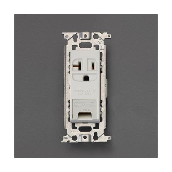 ●定格容量：20A 125V●差込み口：1個●サイズ：48×110×30(D)mm●送り端子なし●フルカラー3個用プレート適合●仕様：接地アースターミナル付●15A/20A兼用タイプ●適用電線：φ2、2.6mm　Cu単線専用●電線、接地端子...