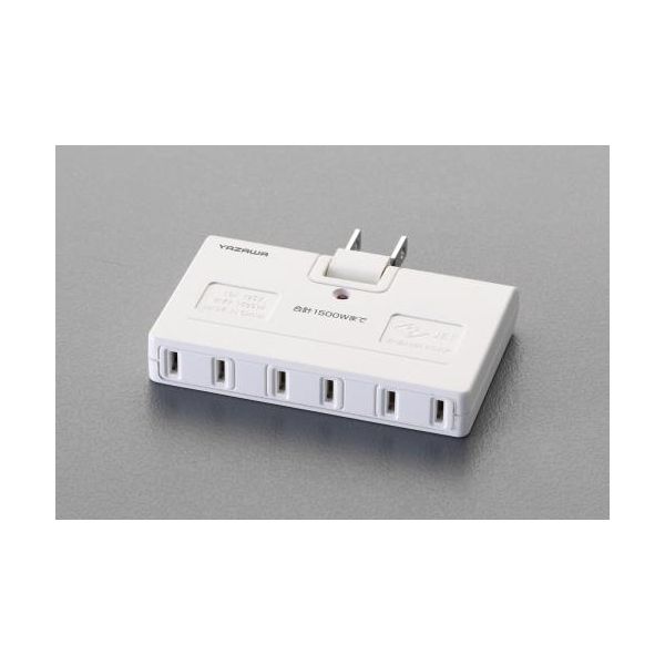 ●定格…15A・125V(1500W)●プラグ…2P(スイング式)●コンセント…2P×3個●サイズ…86(W)×14(D)×56(H)mm●重量…55g●雷サージ機能…最大サージ電圧：4500V制限電圧：330V●絶縁カバー付プラグ(トラッ...