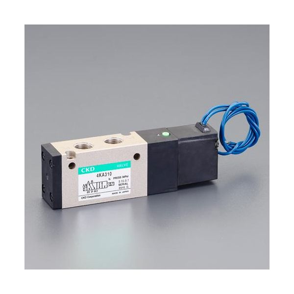 ●定格電圧…AC100V●起動電流…0.046/0.042A●使用流体…圧縮空気●最高使用圧力…0.7MPa●周囲温度…-5〜50℃(凍結なきこと)●流体温度…5〜60℃●適応シリンダ径…φ63〜100mm●接続口径…Rc1/4●材質…アル...