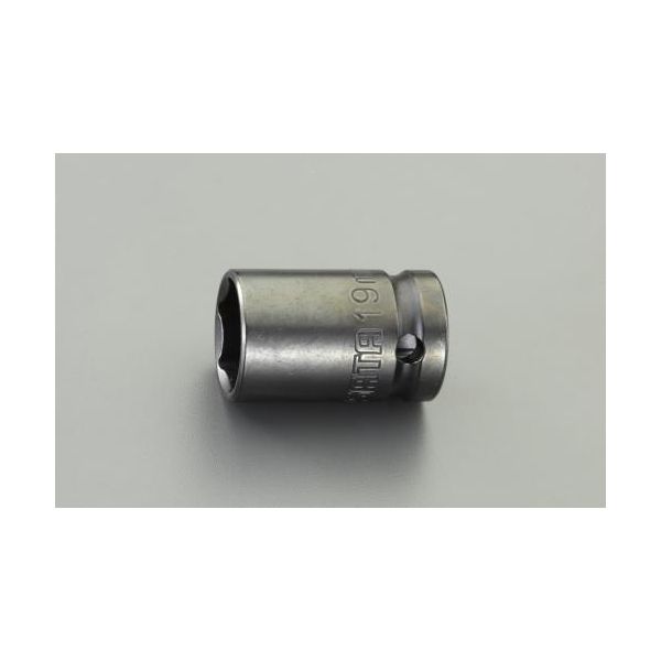 ●差込角…1/2”●狭所向けに外径を抑えた薄肉仕様●サイズ…15mm●外径…21.5mm●全長…38mm類似商品はこちらエスコ EA687HF-24 1／2”DRx2629円エスコ EA687HF-27 1／2”DRx2660円エスコ EA...