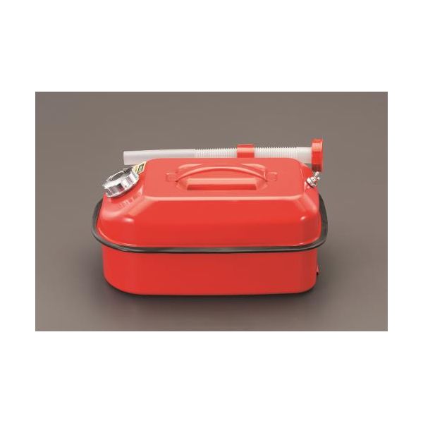 ●容量…10L●材質…本体：亜鉛メッキ鋼板(SPC/冷間圧延鋼板)キャップ：アルミニウム合金ノズル・締付部：PE●板厚…0.8mm●板厚…0.8mm●重量…約2.2kg(ノズルを含む)●塗装…粉体塗装●消防法適合品●国内認証KHKマーク取得...