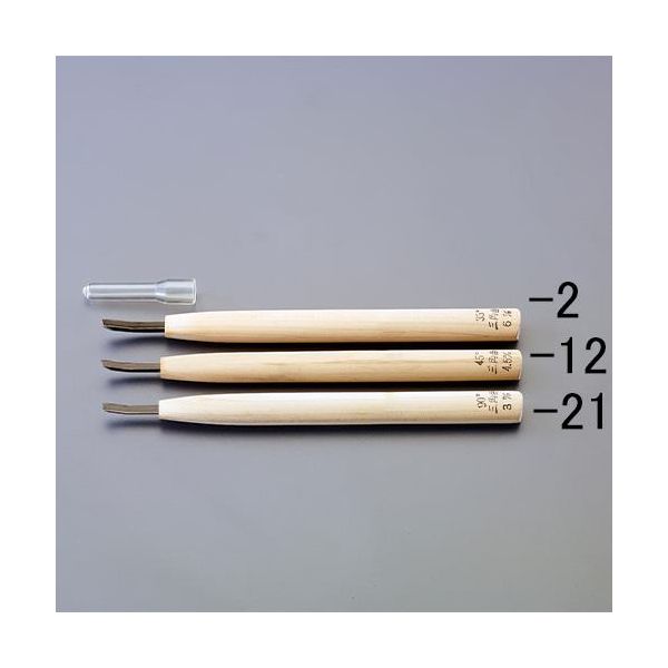 ●全長…212mm●刃幅…9mm●形状…三角型●刃角度…90°●材質…刃：安来鋼柄：朴●細く鋭い線彫りに適しています。類似商品はこちらエスコ EA588MW-23 6．0mm 彫刻3,254円エスコ EA588MW-21 3．0mm 彫刻3...