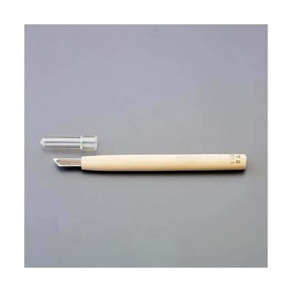 ●全長…212mm●刃幅…6mm●形状…キワ型●材質…刃：安来鋼柄：朴●図案の線に沿って切り込むときに便利です。類似商品はこちらエスコ EA588MH-9 9．0mm 彫刻刃2,453円エスコ EA588MH-15 15．0mm 彫2,79...