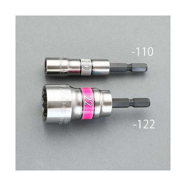 ●対辺(mm)…22●外径(mm)…28.2●全長(mm)…77●六角シャンク…1/4”●重量(g)…80●12ポイント●超高耐久シャンク●インパクトレンチとの組み合わせにも良好な重量バランス●ダーククロムメッキ仕上げ●18Vインパクトレン...