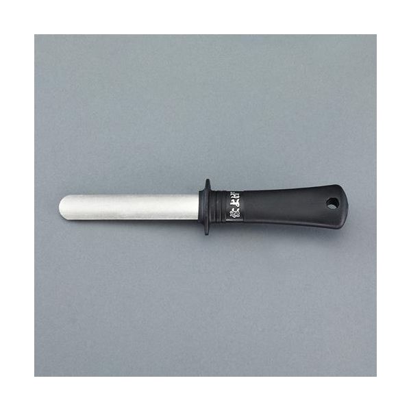 ●全長…205mm●刃幅…20mm●刃長…100mm●材質…刃：炭素鋼グリップ：ポリプロピレン●重量…100g●用途…ステンレス包丁・出刃包丁・はさみ・工具等●刃研ぎやバリ取りに●水で濡らさずそのまま使える●工具も研ぎやすい！曲面仕様タイプ...