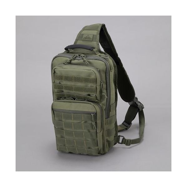 ●サイズ(W×D×H)mm…203×152×368●容量…11.5L●カラー…OD色●材質…ポリエステル(600デニール)●外ポケット3個(内背面に1個)、内ポケット3個●13インチまでのノートパソコンの収納可能類似商品はこちらエスコ EA...