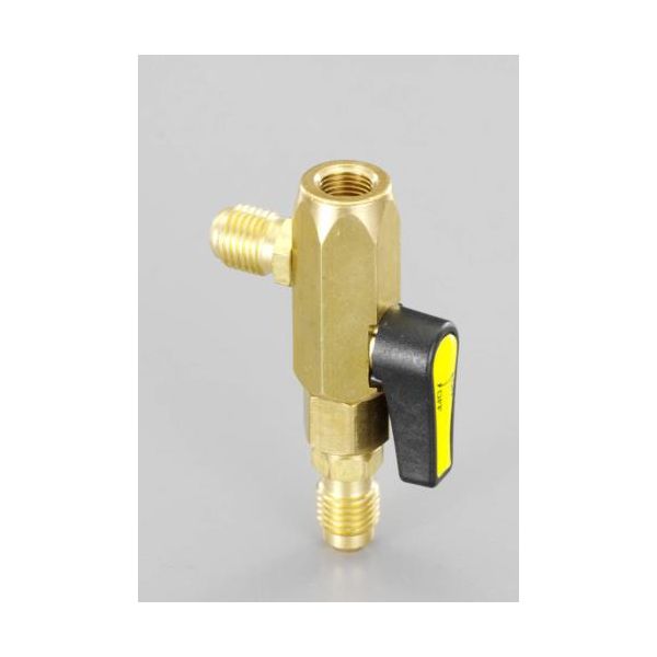 ●耐圧…5.0MPa●接続径…1/8”NPTメス×1/4”フレアオス×1/4”フレアオス●サイズ…70×50×15mm●重量…100g●材質…真鍮●真空計は付属していません。●圧力計を取り付けることでシングルマニホールドとしてお使い頂けます...