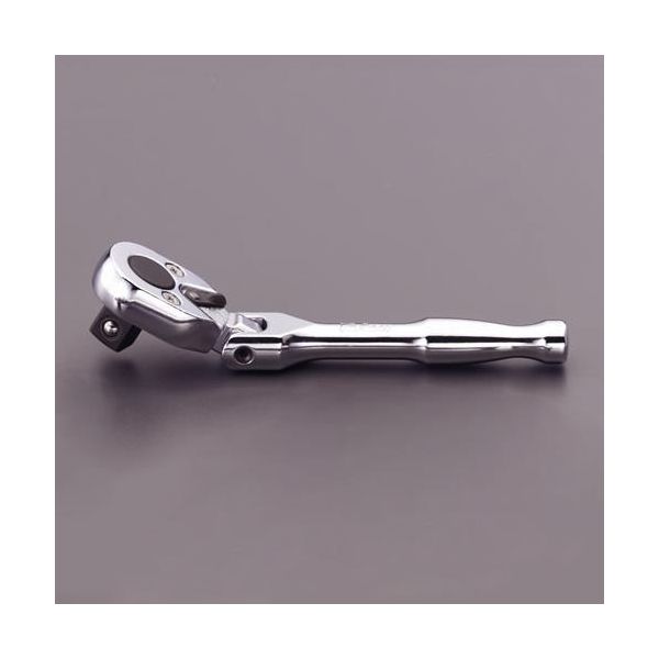 ●差込角…3/8”●全長…120mm●タイプ…首振り●重量…113g●ギア数…24●左右切替式●送り角…15°類似商品はこちら エスコ EA618BA-27 直送 代引不可5,795円 エスコ EA618BA-4 直送 代引不可・5,795...