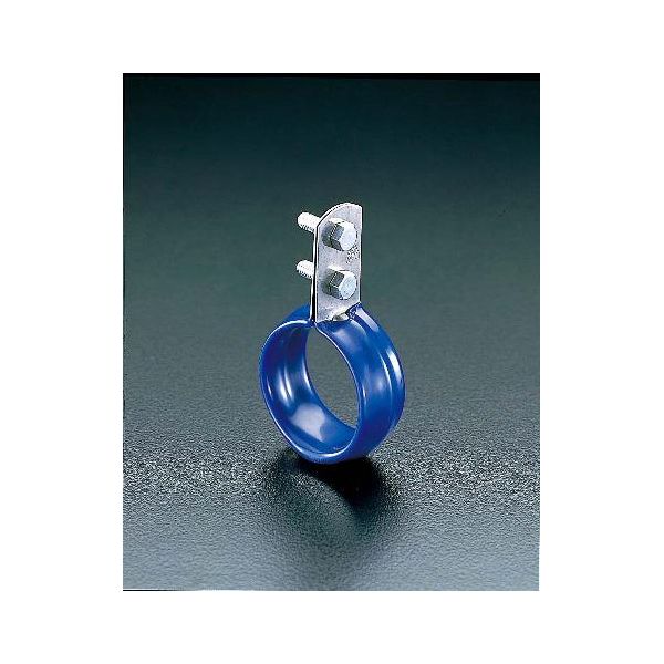 ●適合管外径…42.70mm●サイズ…D：45mm●材質…バンド本体：SUS430、軟質塩ビコーティング●Suステンレス(モルコ)管用●提灯立バンド式●電気絶縁性に優れ、管の表面を指示金具の接触により発生する細かな傷から守ります。●軟質塩ビ...