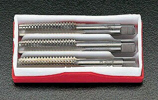 ●＜セット内容＞…3本組●呼び：M3.5×0.6（先）●呼び：M3.5×0.6（中）●呼び：M3.5×0.6（仕上）●材質…SKS_2●JISIII級●全長…48mm●(■)幅…3.2mm類似商品はこちらエスコ EA829EB-3 M3x0...