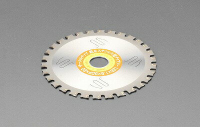 ●穴径…20mm●材質…特殊サーメットチップ●直径…80mm●刃厚…1.6mm●山数…20●用途…アングル鋼、鉄筋、鉄パイプ、丸棒、ライニング管、電線管、寸切ボルト、アルミサッシ、ステンレスパイプ、ハンガーレール、チャンネル鋼等●最大回転数...