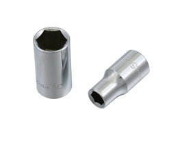 ITEM No. サイズ Ds(mm) Dd(mm) 全長(mm) 重量(g) 価格（） JANコード 0121040 4mm 7.2 11.7 25 10 600019 0121045 4.5mm 7.5 11.7 25 10 60002...