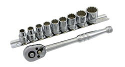 &nbsp; ITEM No. 明　　　　　　　　細 価格（） JANコード 101-33M 3/8DR.10ピースソケット＆ラチェットハンガーセット8、9、10、11、12、13、14、17、19mm &nbsp; 680233類似商品は...
