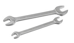 ITEM No. サイズ D1(mm) D2(mm) 全長(mm) 重量(g) 価格（） JANコード POW0607 6&times;7mm 14.5 16.0 125 30 604147 POW0809 10mm 17.5 19.5 1...