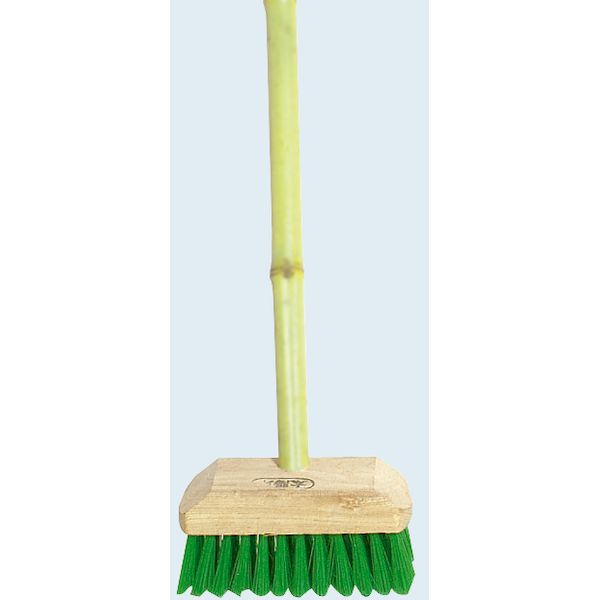 【商品説明】●6列植毛で毛量たっぷり。●化繊なので水に強い。●サイズ:全長 約113cm/巾 約18cm。●重量:約520g。●材質:毛 塩ビ/柄 被覆竹。