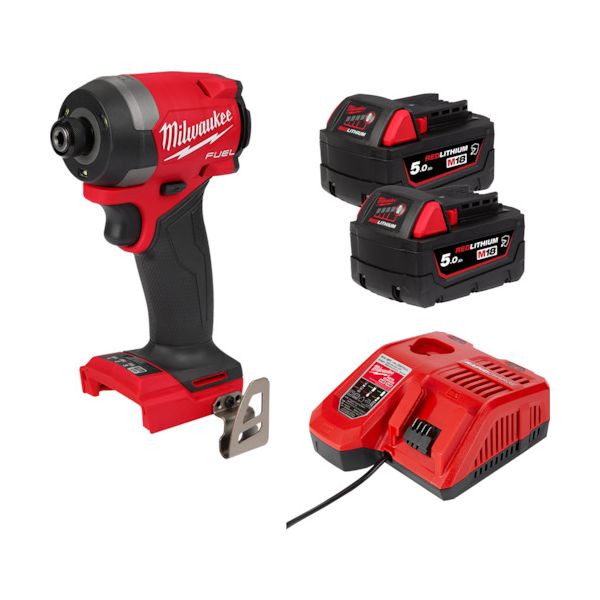 【商品説明】【特長】●M18インパクトドライバー、充電器、電池2個のセット品です。【用途】【仕様】●最大締付トルク(N・m)：226●無負荷回転数(min［［の−1乗］］)：0-3900●打撃数(min［［の−1乗］］)：0-4400●バッ...