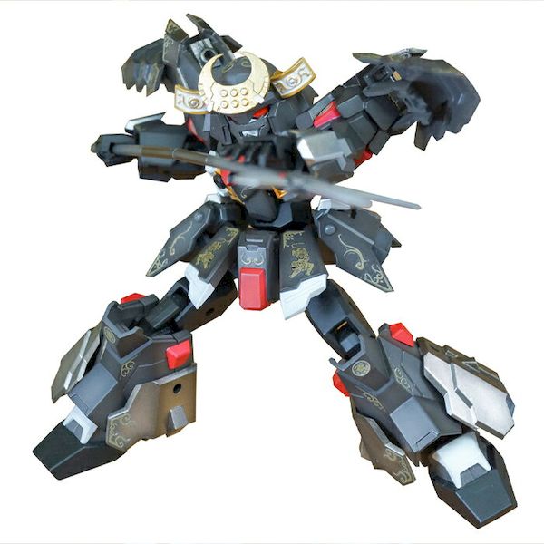 【商品説明】PLUMPMOAオリジナル「プラアクトシリーズ」より真田のバリエーション商品の「昌幸Ver.」が新パッケージと黄金の特別デカールを付属し「プラアクト15：真田昌幸極み鎧飾りVer.」として新登場！真田幸村の父「真田昌幸」をイメー...