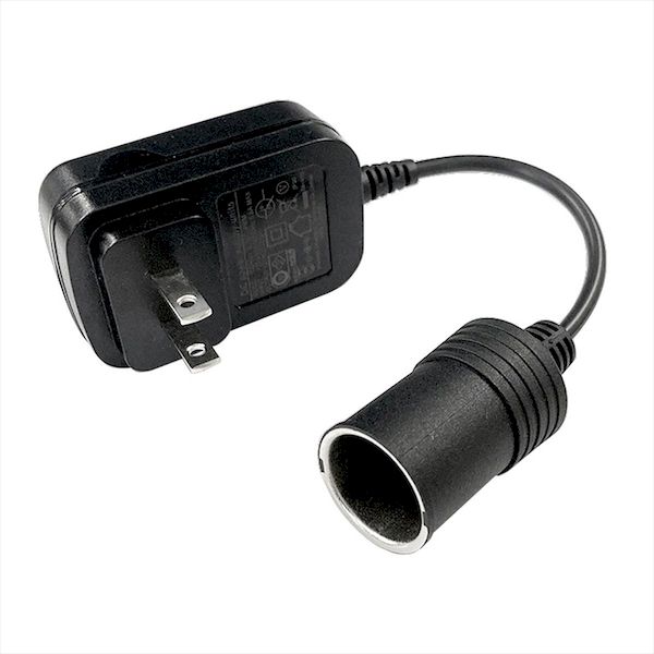 【商品説明】●おうちでカー用品が使える。●AC→DC変換ソケット電源。●100V入力を12V出力へ。●入力電圧100−240V。●コード長10cm。【商品仕様】●本体サイズ（約）：W40×H70×D50mm●パッケージサイズ（約）：W100...
