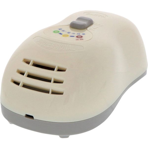 【商品説明】【特長】●置いても吊り下げても使える専用器具です。●飛翔害虫の駆除、侵入防止に使用できます。●信号ランプで薬剤のカートリッジ・電池の取替時期がわかります。●シロッコファンでワイドに拡散します。●【解放空間】約10立米あたりで1台...
